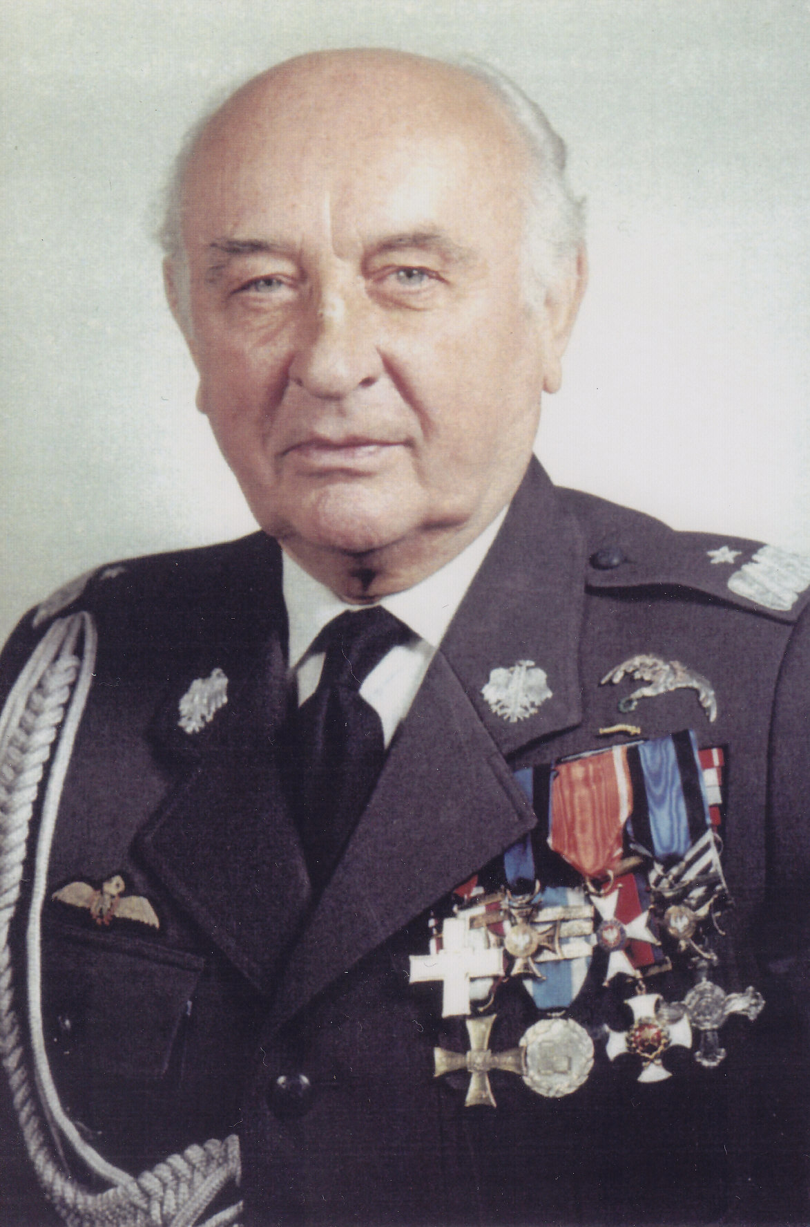 Listopadowe rocznicowe zadumanie. Stanisław Skalski, niezwykły lotnik ...